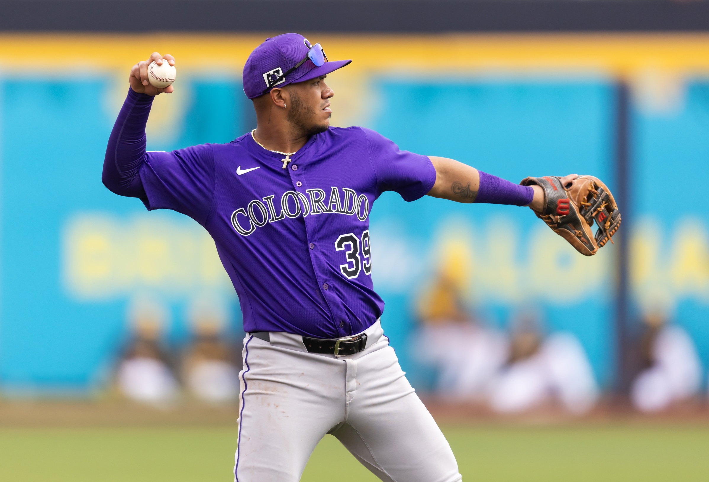 NL West: Estrada close to making his COL debut