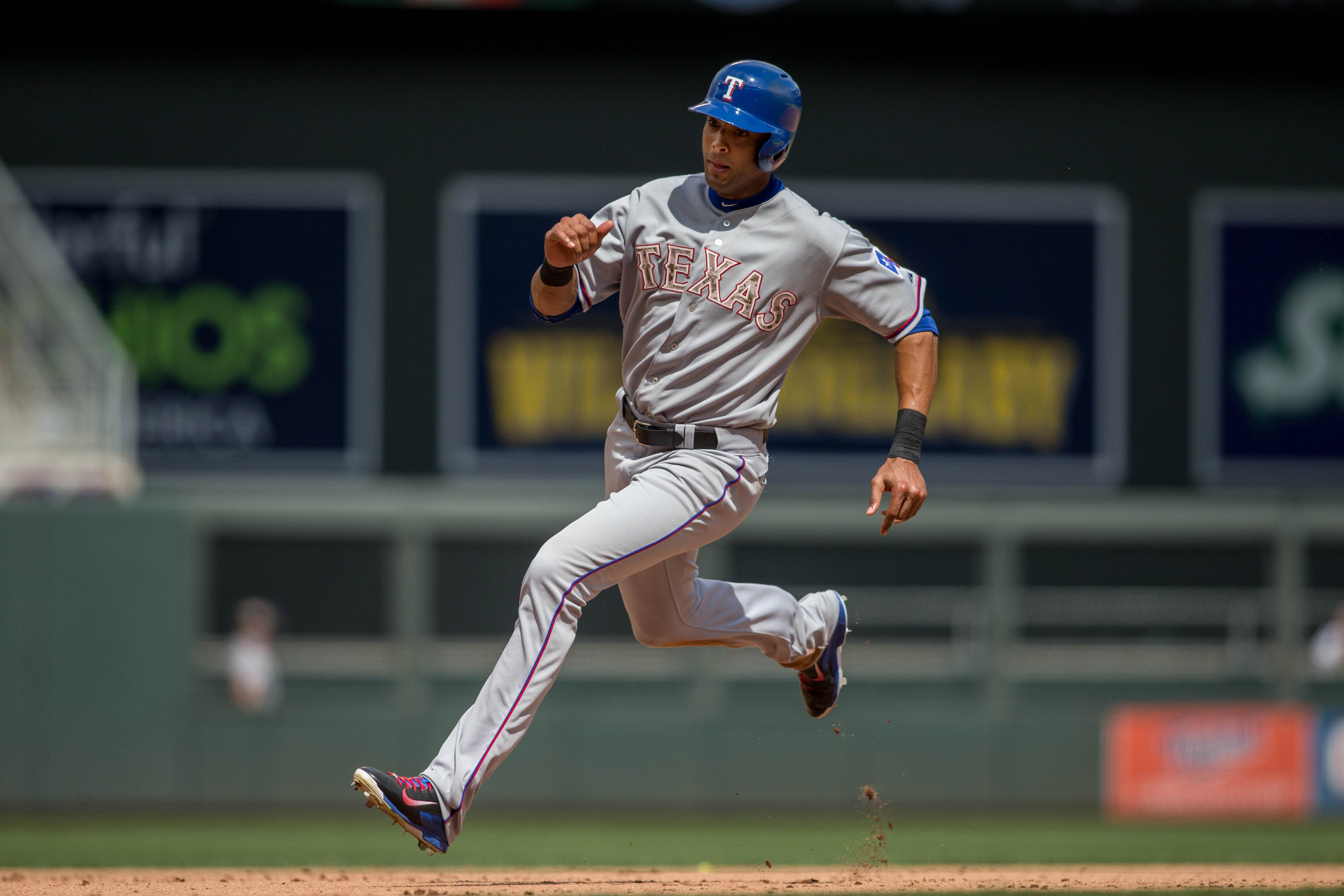 FACTS/FLUKES: Rios, Bedard, Beltran, Gibson, Sogard